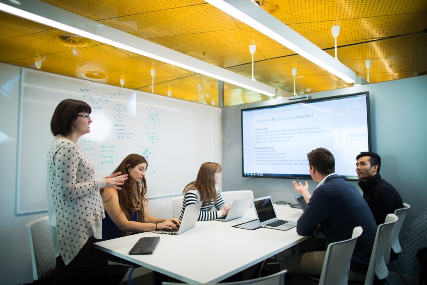 The benefits of in-class learning | Adelaide Business School ...